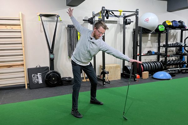 The Perfect 5-Minute Golf Warm Up for More Power & Precision